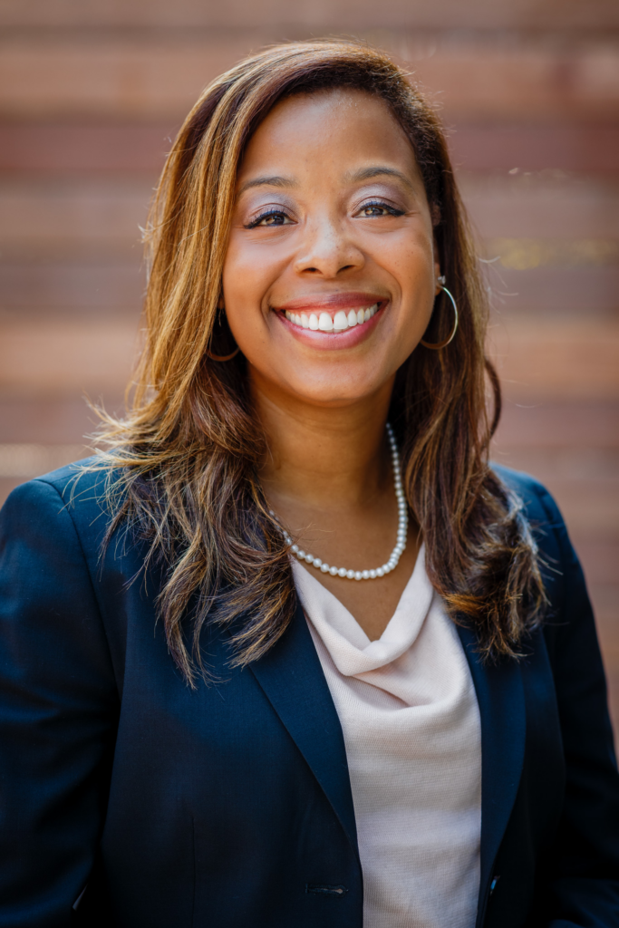 Episode 4: The Movable Middle - TheStory.com